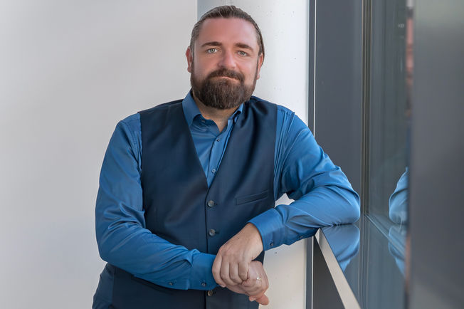 Door systems, window and safety technology | GEZE